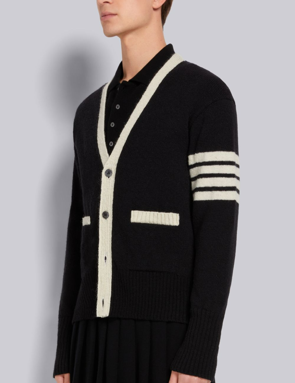 BLACK JERSEY STITCH MOHAIR TWEED 4-BAR V-NECK CARDIGAN